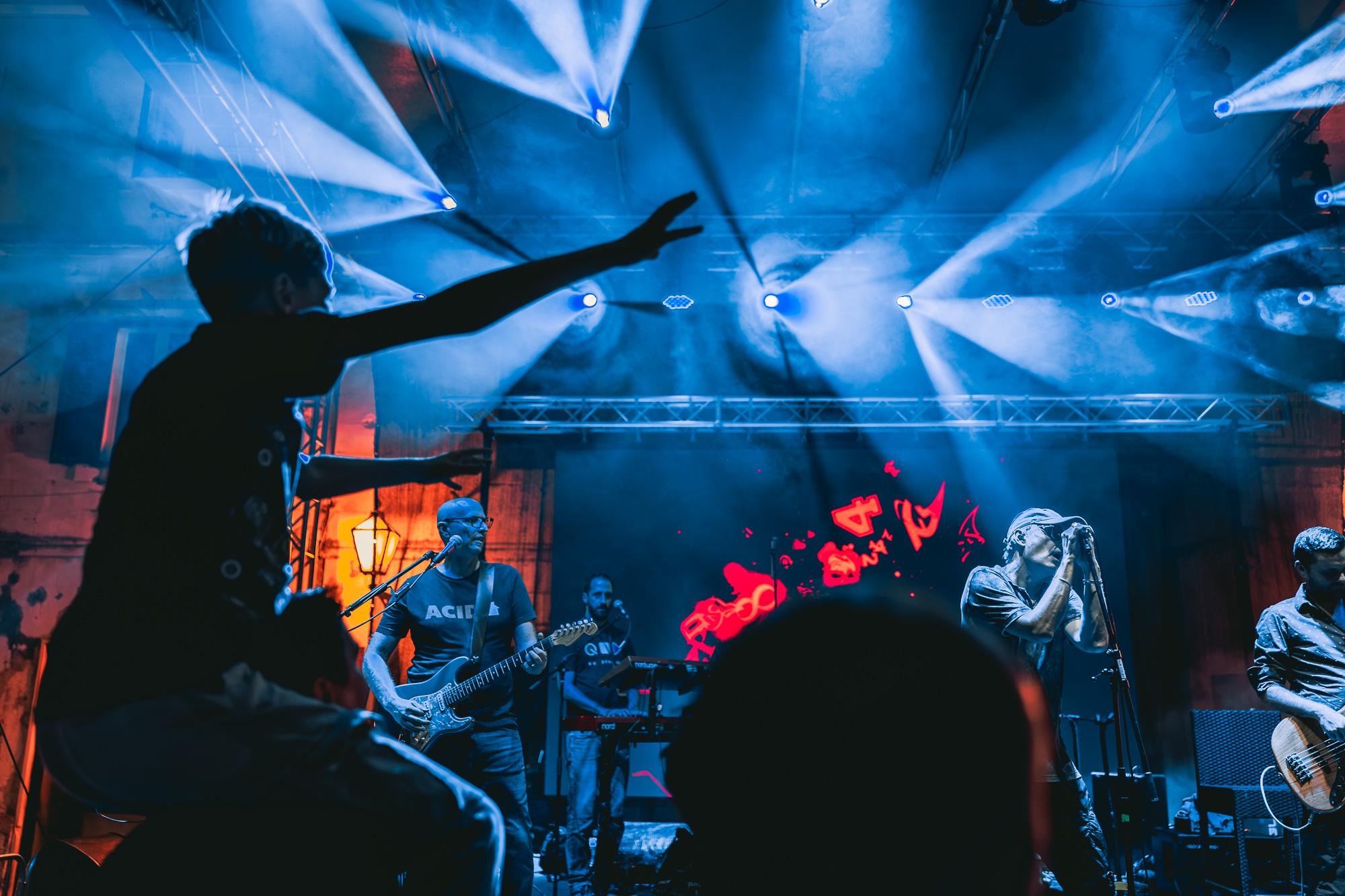 Modro zeleno u Makarskoj: Rock za smiraj ljetne sezone - Glazba.hr